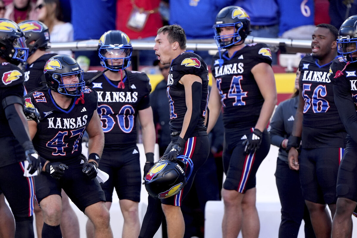 Senior day at Arrowhead lends complex dimension to Colorado game - KU ...